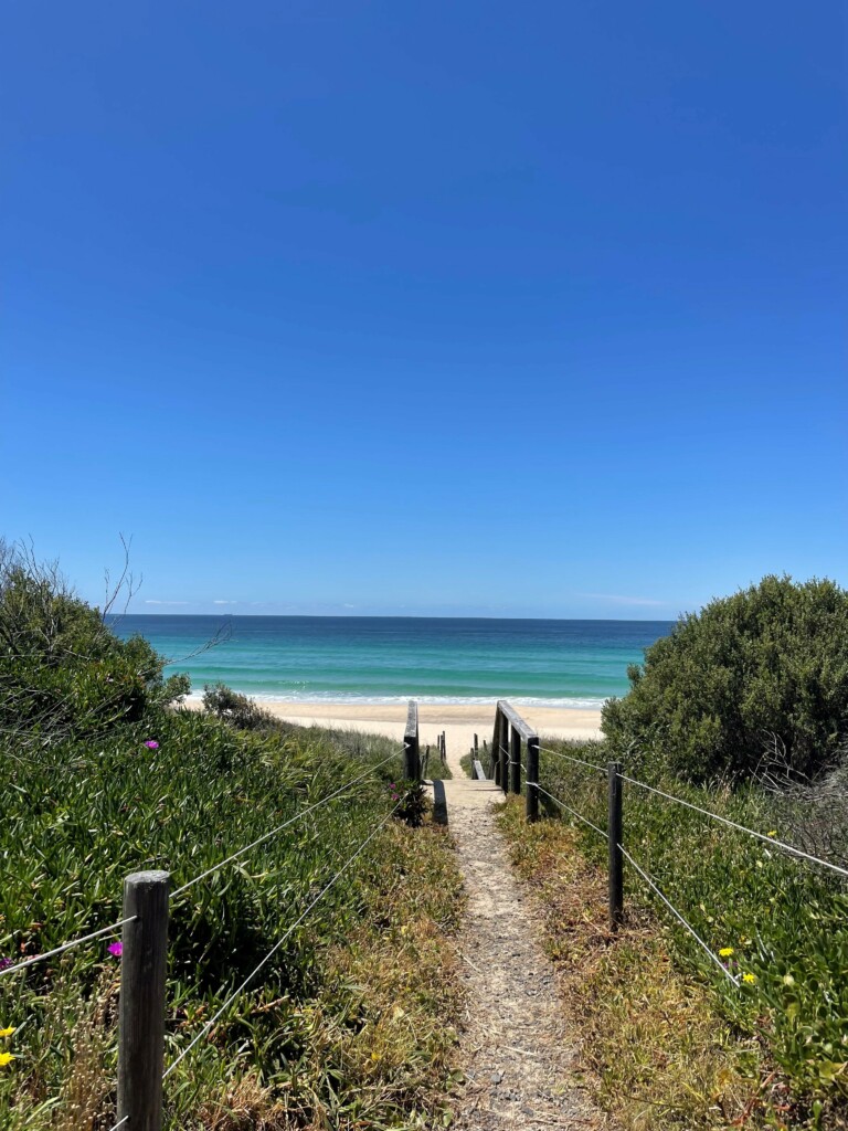 Boomerang Beach or Elizabeth Beach: Where Should You Stay? - Pacific ...