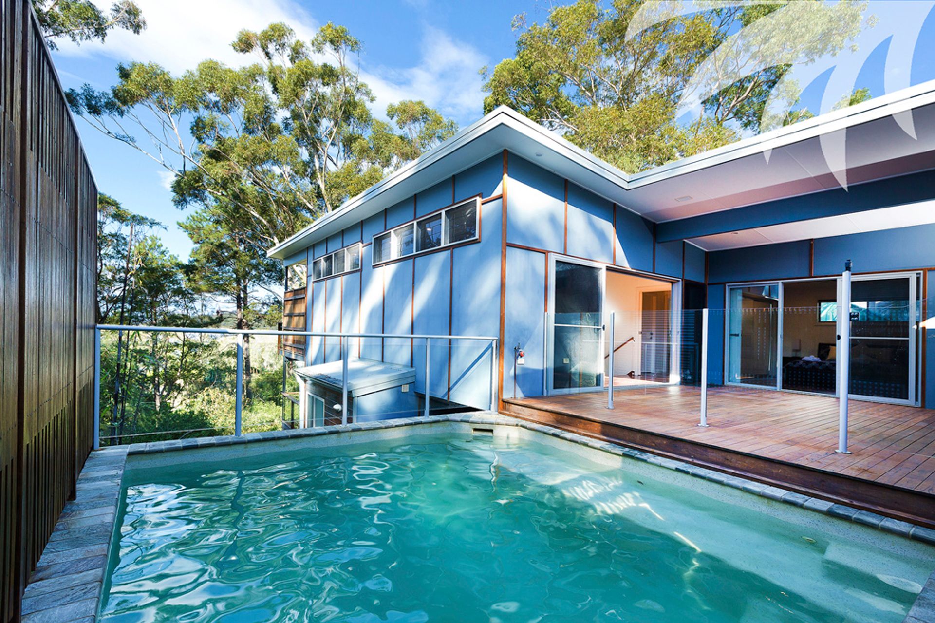 Akama - Pacific Palms Holidays